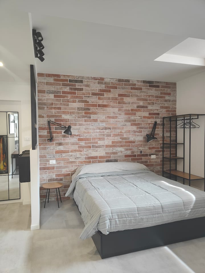 Mezzopiano, Mini Appartamento In Centro. - Montesilvano