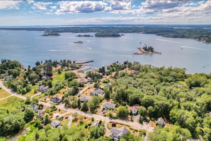 Tide Pool: Walking Distance To Boothbay Harbor - Boothbay Harbor, ME