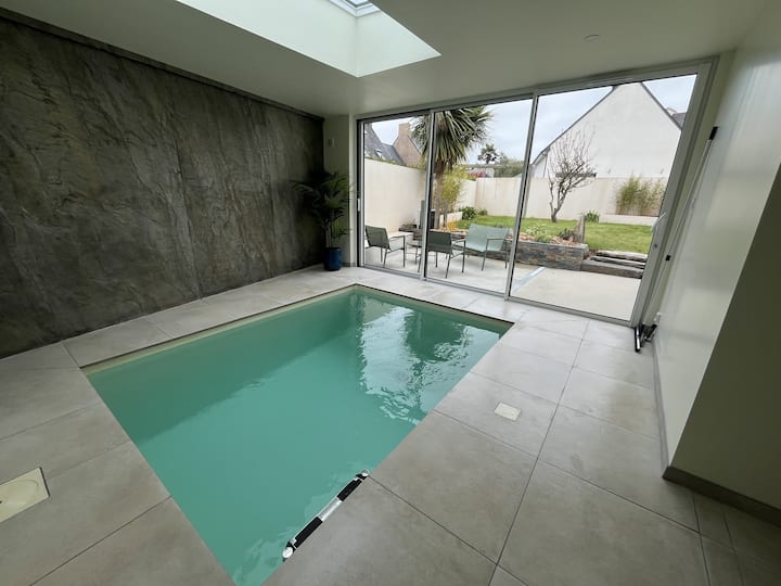 Dernière Minute Maison Avec Piscine Intérieure - Landéda