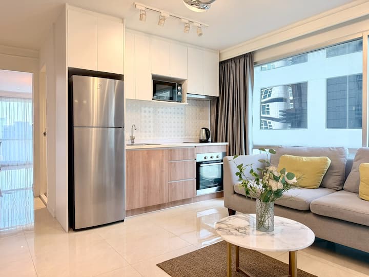 Near Bts Nana Soi Sukhumvit 13 | 54 Sqm - Bangkok