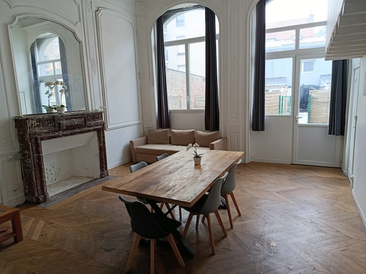 T4 Dmo 3 Chambres Parking Gratuit  Metro à 5 Min - Tourcoing