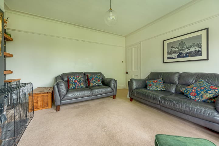 Spacious Home Near Stafford Castle & Victoria Park - Stafford