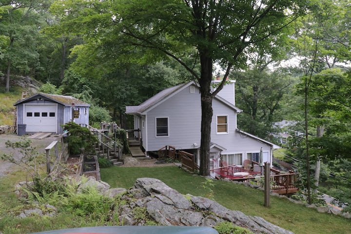 Lakeside Retreat - Andover, NJ