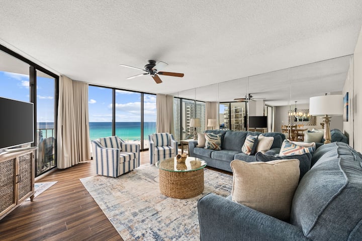 New Listing! Oceanfront 2br | Resort Pools & Golf - Panama City Beach, FL