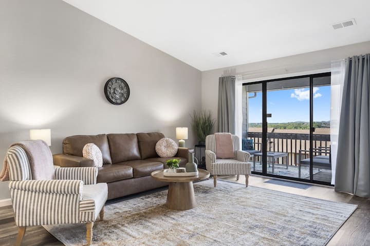 Lake View_free Daily Tickets_cmty Pools & More - Kimberling City, MO