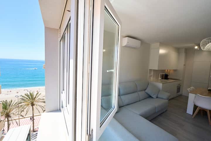 Paseo Marítimo -Apartamento A Pie De Playa-2 Baños - Almería