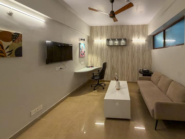 The Ivory Cove - 2bhk Near Lulu, Medanta, Ekana - Lucknow