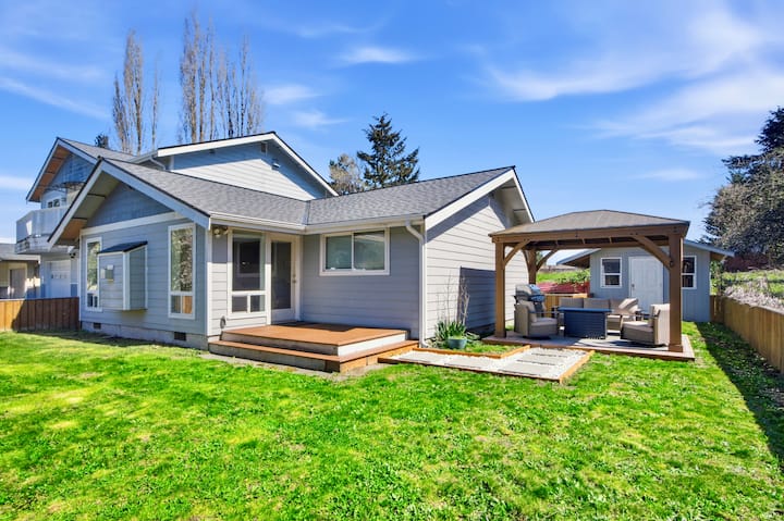 Gorgeous 6br W/ Grill & Gazebo Near Airport & Mall - SeaTac, WA