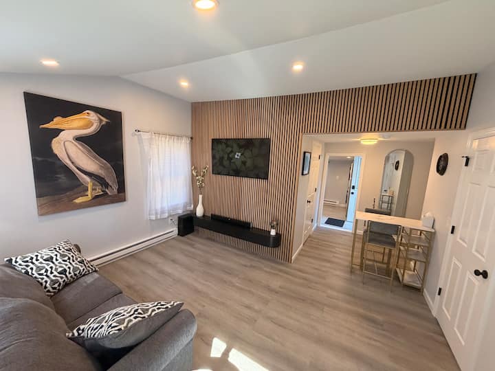 Exclusive Modern Cottage - Sagaponack, NY