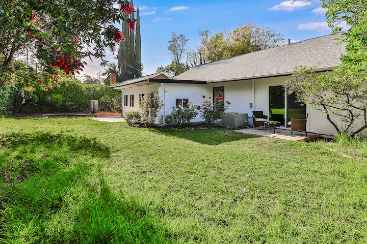 Simi Valley Retreat For Travel Professionals - Simi Valley, CA