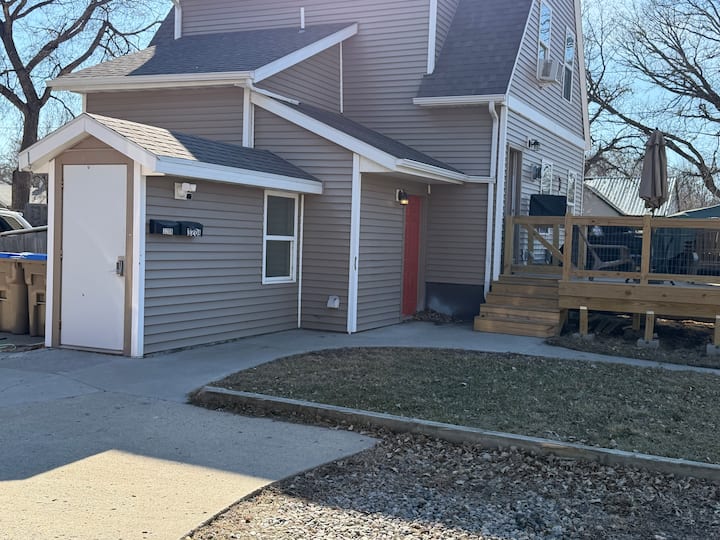 Minot Apartment. - Minot, ND