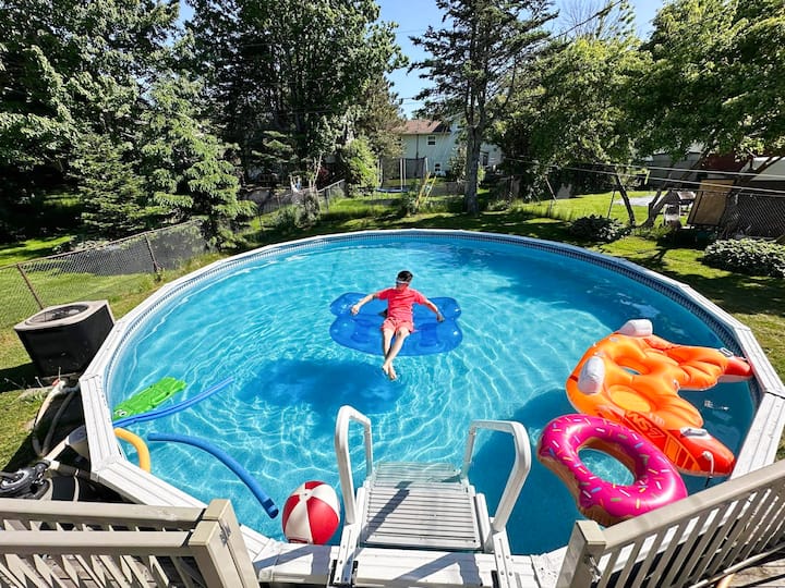 Private 27ft Pool | Sauna | Billiards | Sleeps 21 - Moncton