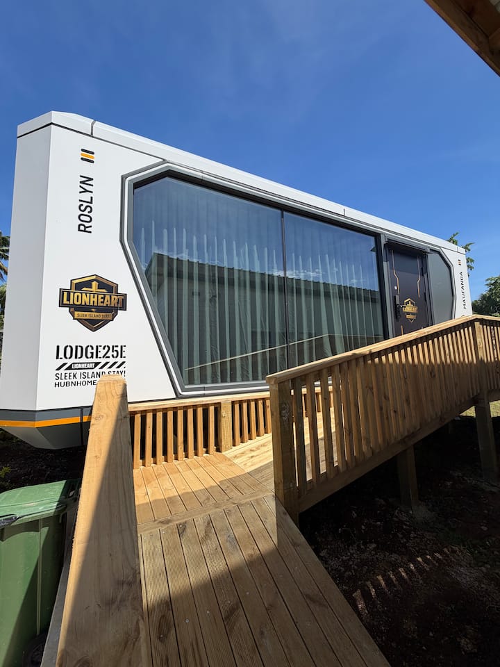 Lionheart Suite Roslyn 2 - Tonga