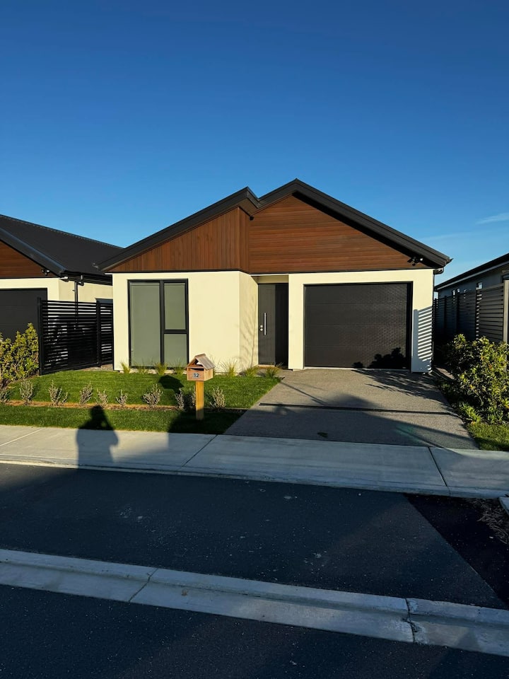 Modern, Cosy Retreat - Taupō