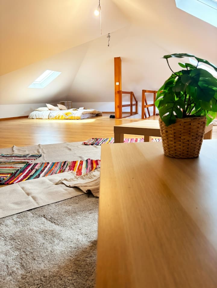 Spacious Boho 3br House W/ Parking & Self Check-in - Funchal