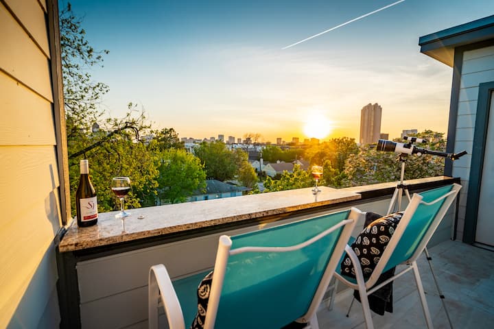 Modern Home W/ Downtown Views, Grill + Telescope - Da Lat