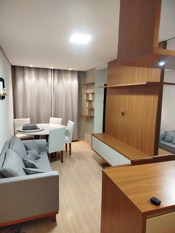 Apto Próximo Ao Parque De Exposições Ney Braga! - Londrina