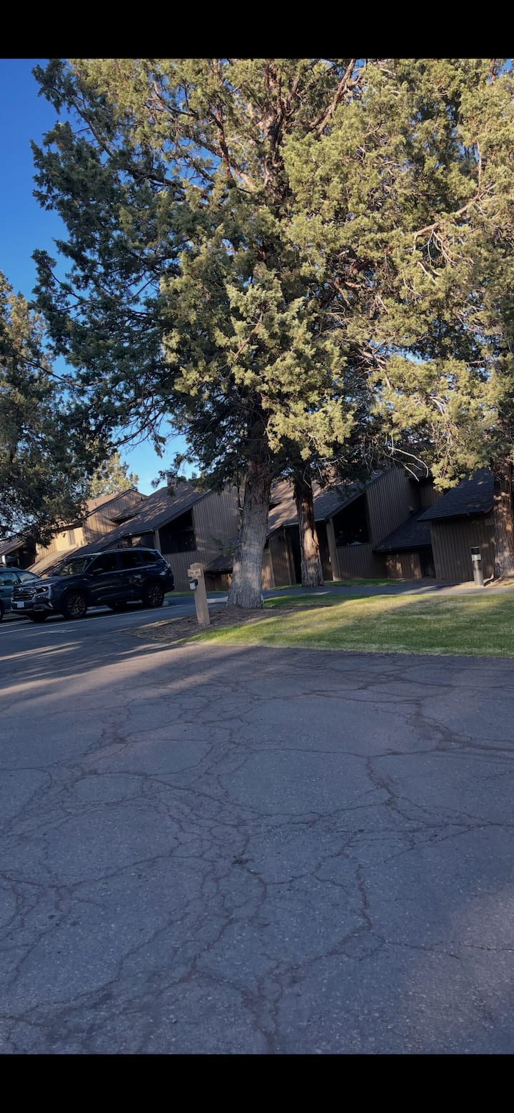 Eagle Crest Resort -Canyon Rim Vacation Awaits! - Terrebonne, OR