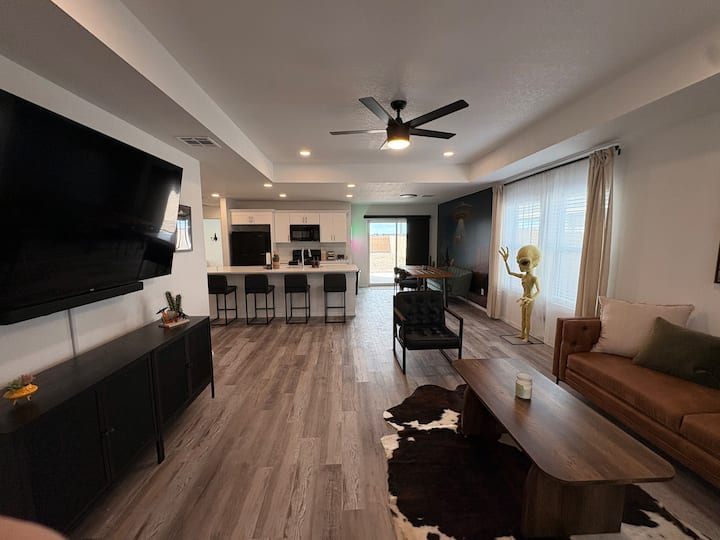 Abduction Adobe - Roswell, NM