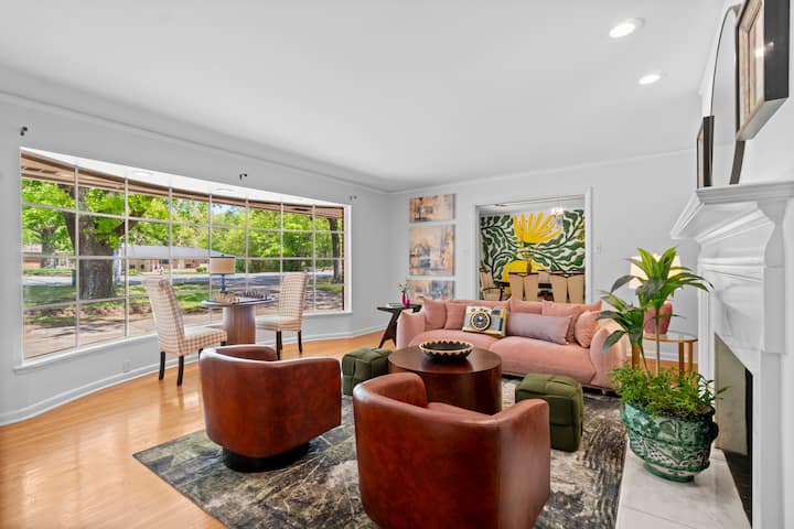 The Markham Manor - Little Rock, AR