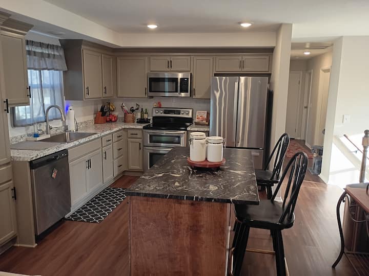 Kc World Cup Home Base • 17 Min To Arrowhead - Liberty, MO