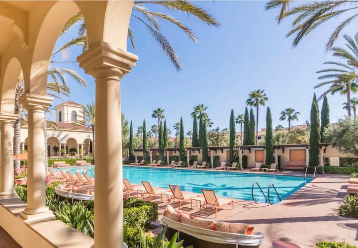 Private Spacious Bedroom With En-suite Bathroom! - Irvine, CA