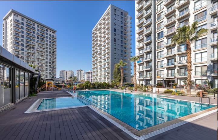 Marka 333 Super Lux 1+1 Rezidans Daire - İzmir