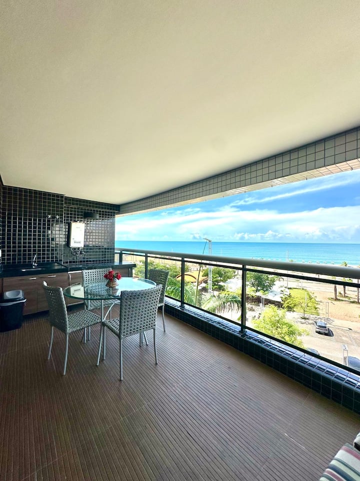 Apartamento Moderno Na Praia 
+ Wi-fi Rápido. - Fortaleza