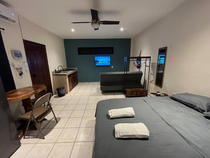 Estudio Equipado Y Cómodo Cerca Al Mar Y De Todo - Playa del Carmen