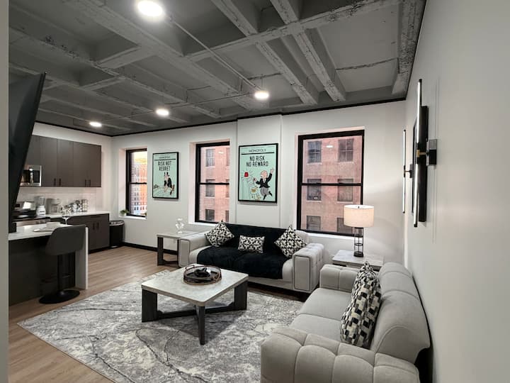 703 Lux Downtown Pontiac Highrise - Auburn Hills, MI