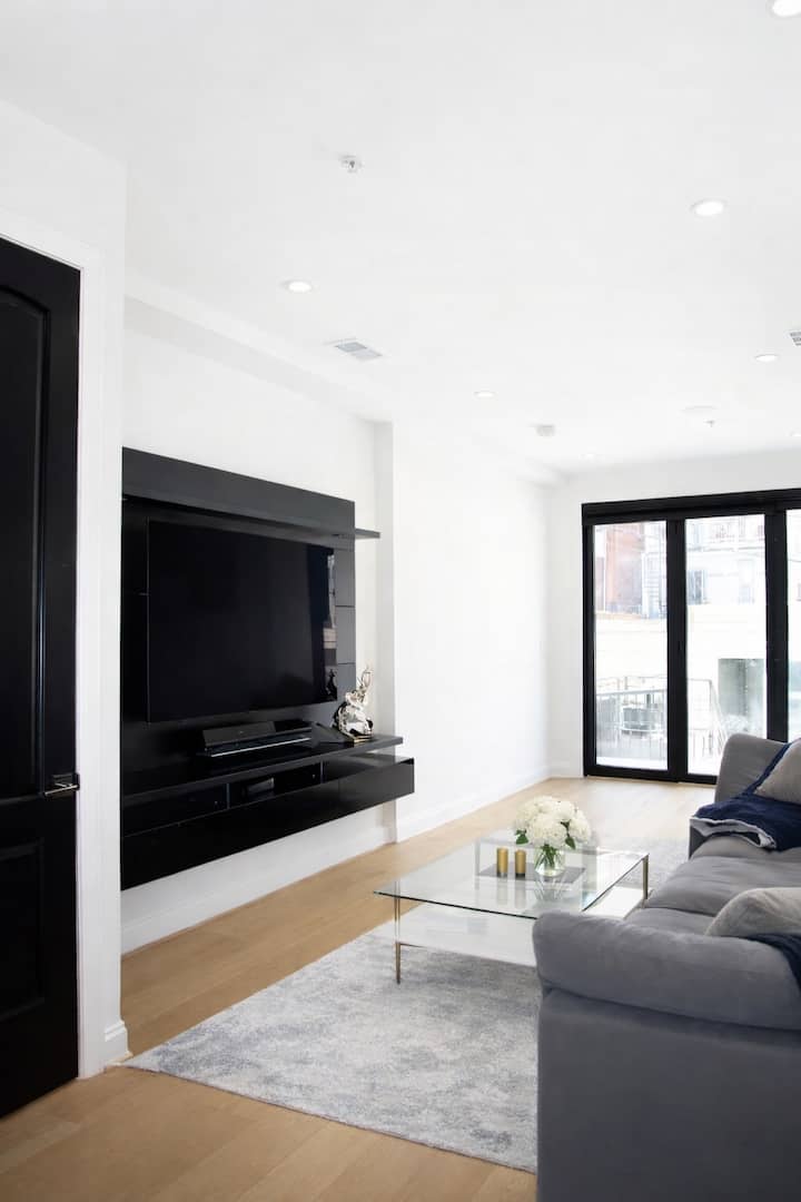 Modern Luxury Dc Townhouse W/ Outdoor Terraces - Bethesda