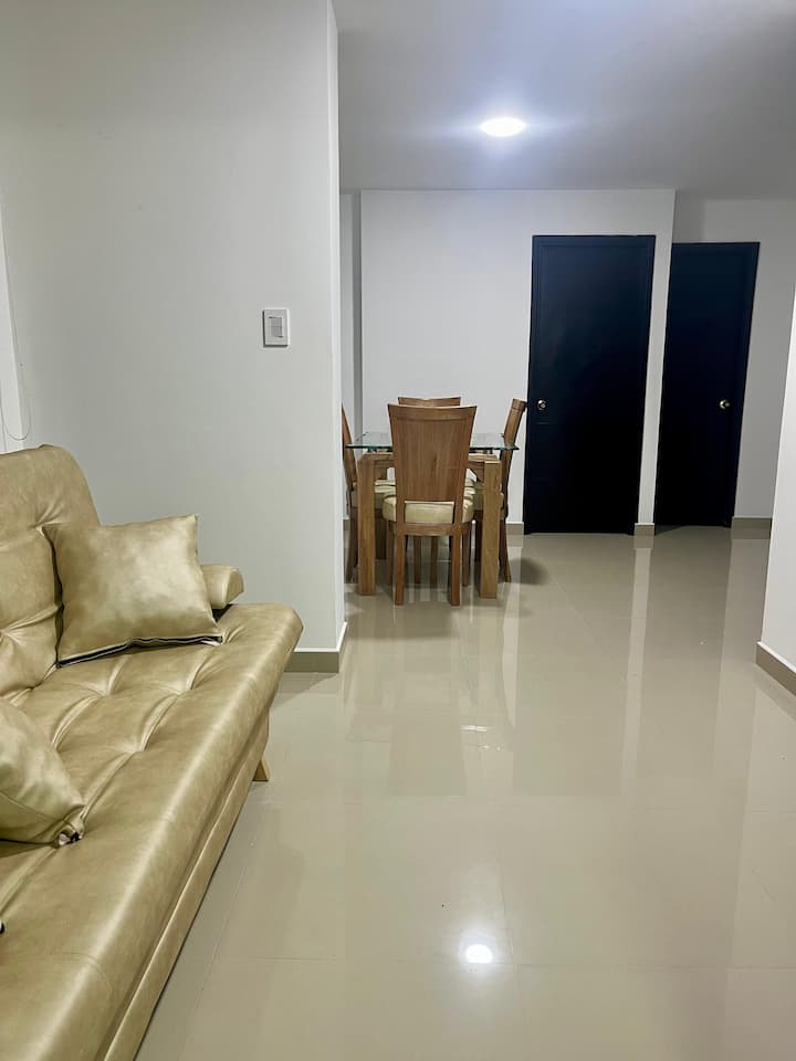 Apartamento Elegante Cerca Al Centro Comercial - Florencia