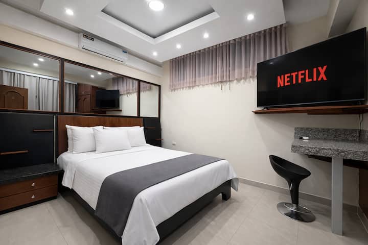 Suite Exclusiva Con Piscina, Netflix Y Ac - Machala
