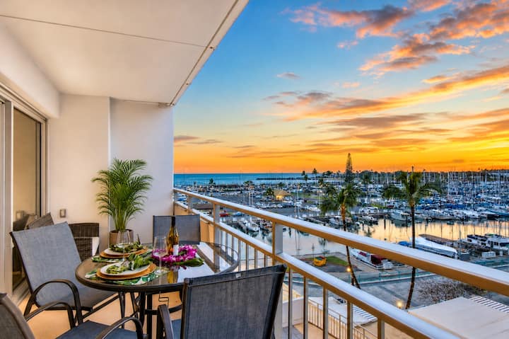 New Ilikai Suites 437 Ocean View Free Car By Kbm - Lanikai Beach, HI