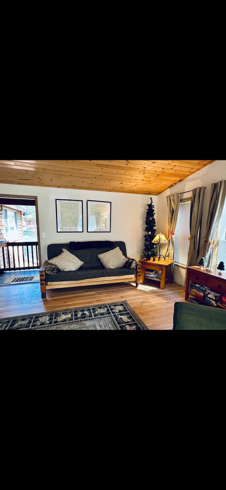 Cozy Cascade Chalet - Odell Lake, OR