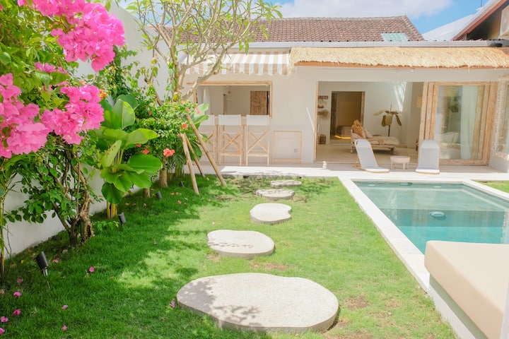 New - 2br Villa In Canggu – Trendy Vibes - بالي