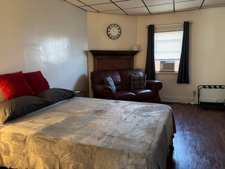 University Of Akron/ Summa Area Apartment - Akron, OH