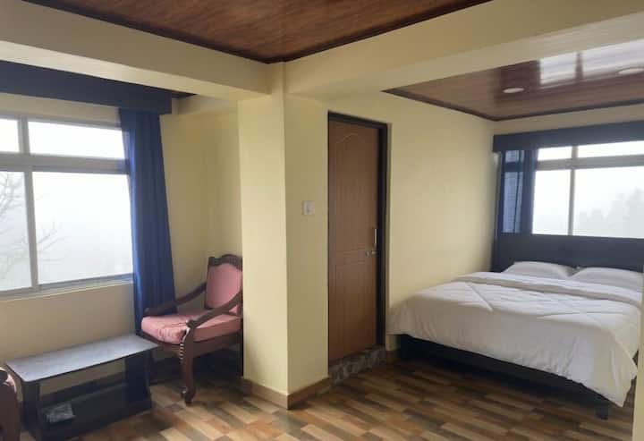 Kanchenjunga View Homestay Near Dali Monastery - Darjeeling