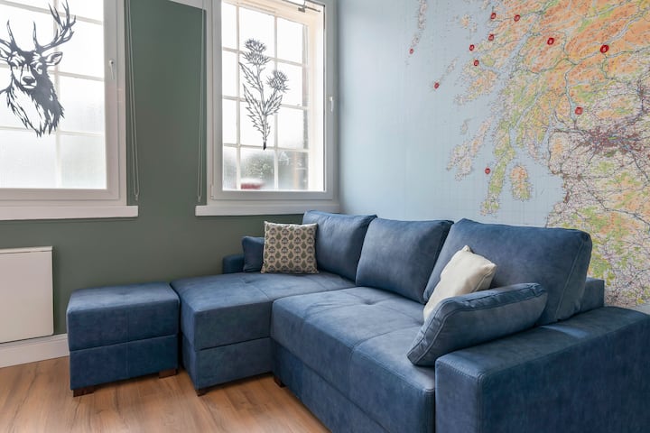 Old Town Studio Launchpad | Sleeps 4 + Parking - Edinburgh