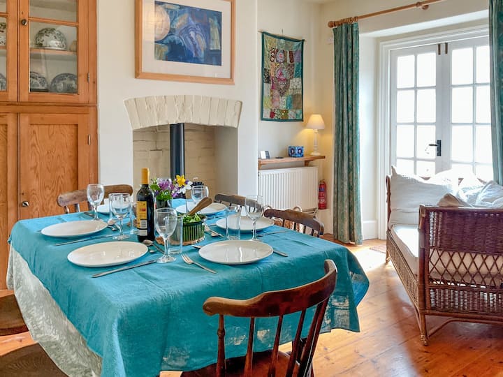 Tor Path Cottage - Glastonbury