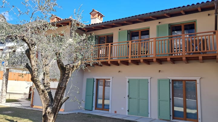Varhome Appartamento Con Giardino Bike Friendly - Riva del Garda