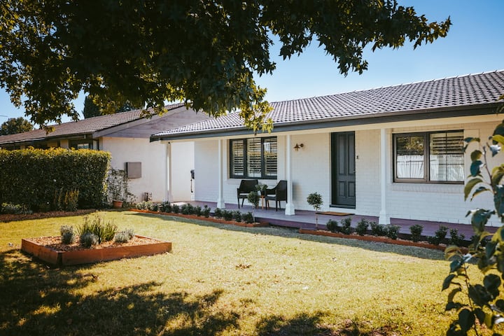 Ascot House - Bowral