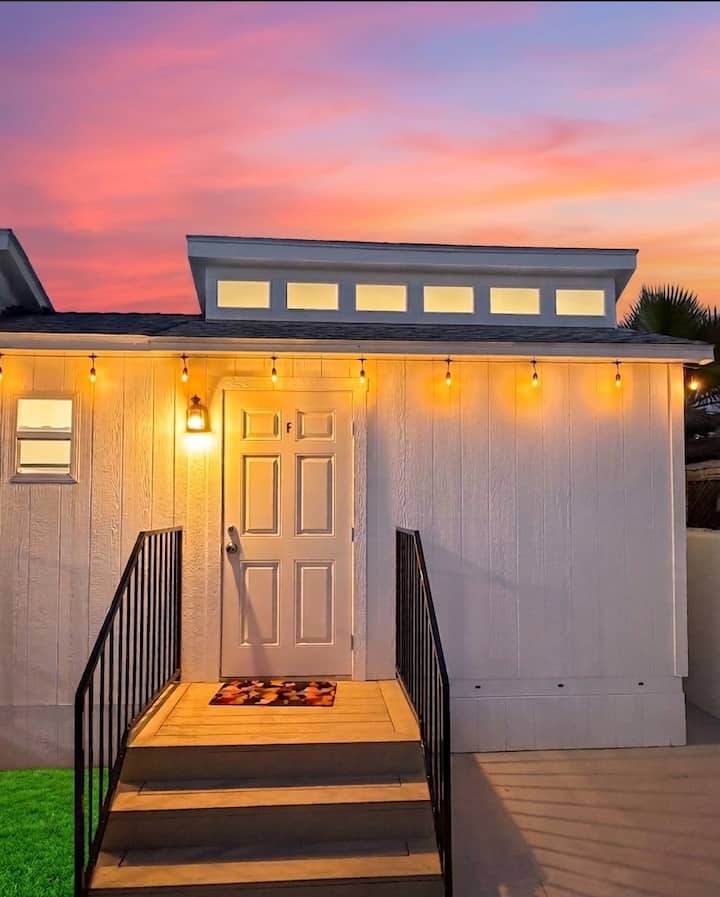 Simple Zen Tatami Stay | Clean, Quiet, Great Value - Baldwin Park, CA