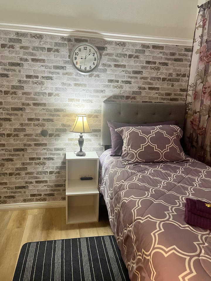 The Mountview Room C/peaceful Home Retreat - Abbotsford