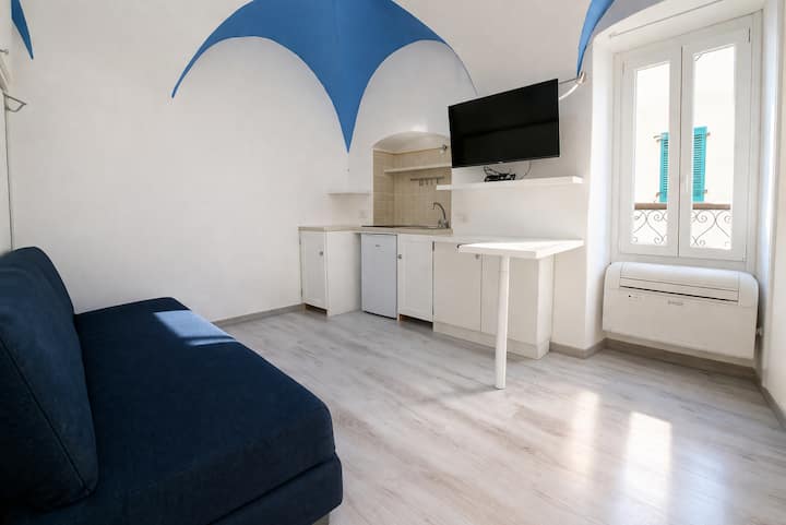 Monolocale - Centro Paese - Due Passi Dal Mare - Ospedaletti