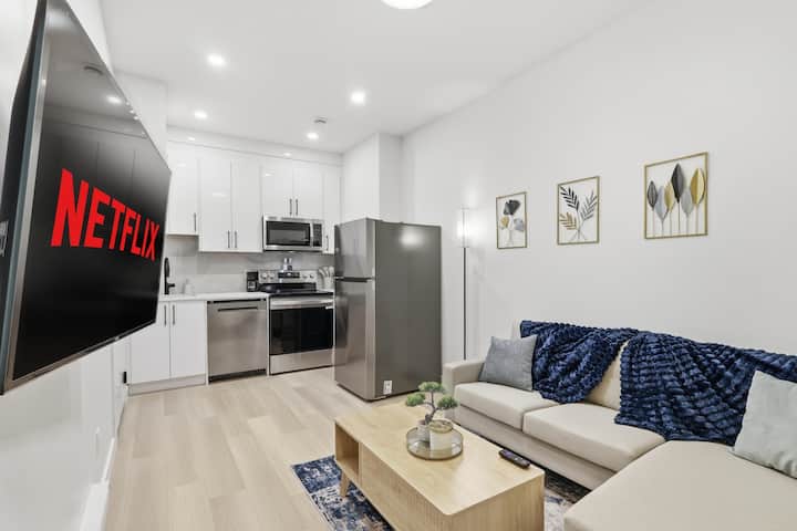 Cozy Inner City Quiet Retreat 5 Mins To Downtown - Calgary