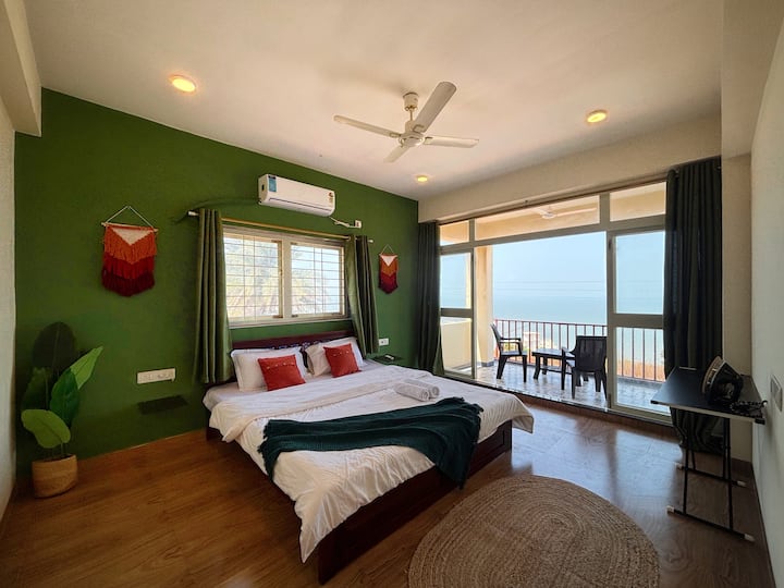 Oceanfront 2bhk With Breathtaking Sunset View - Murud