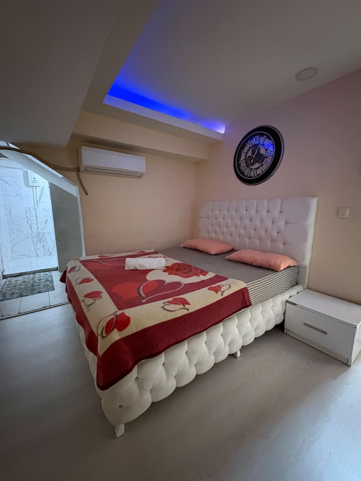 Prenses Suit’i - Adana