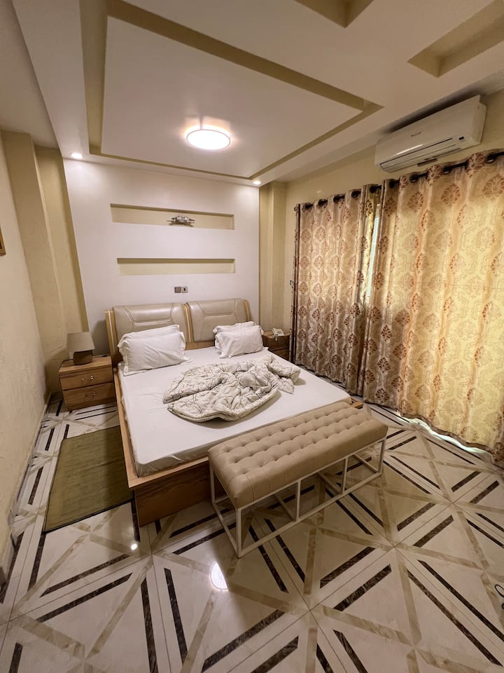 Chambre Suite : Nifur Hôtel Cotonou - Varennes-sur-Allier