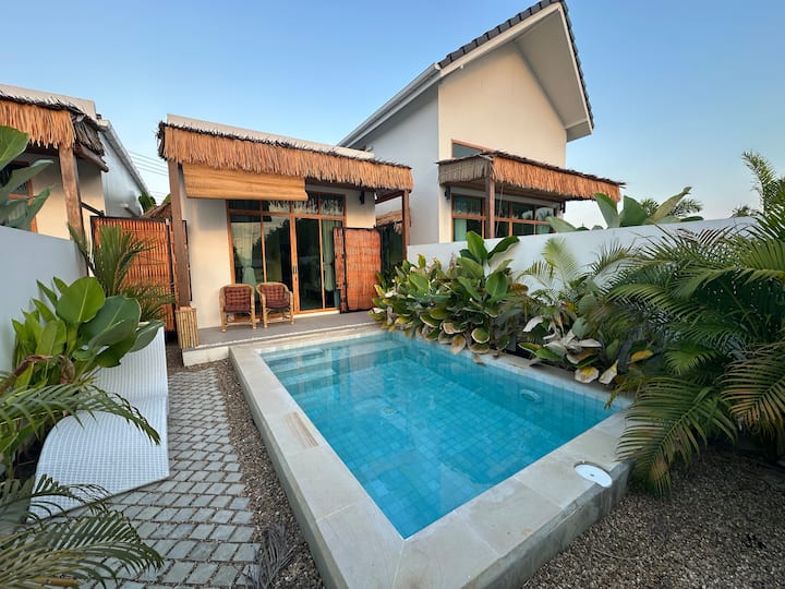 Private Luxury Pool Villa 2 - Thailand